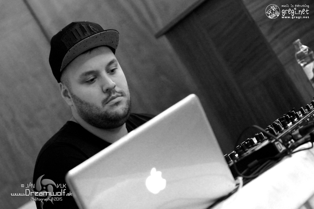 Majk Spirit - Listening session a predstavenie albumu Y white | 4.5. ...