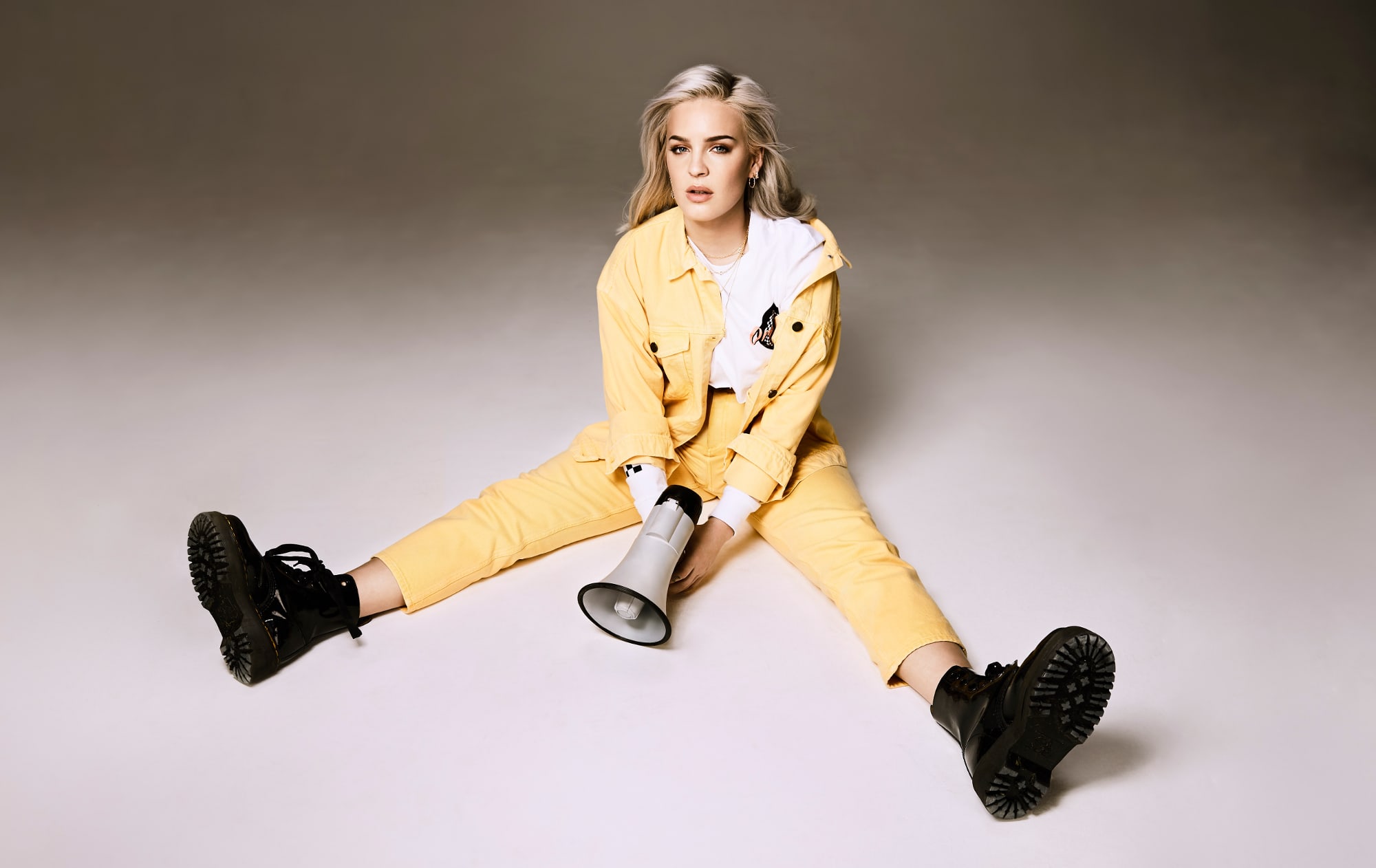 ANNE-MARIE vydala album, nový singel pre ňu napísal Ed Sheeran. - GREGI ...