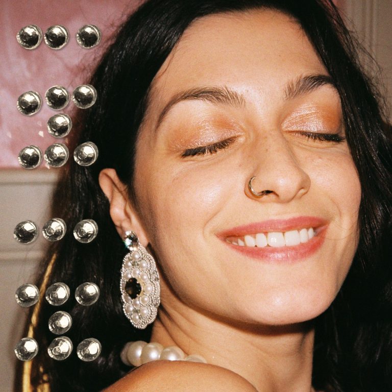 Erika Rein predstavuje prvý singel z pripravovaného albumu s názvom ...